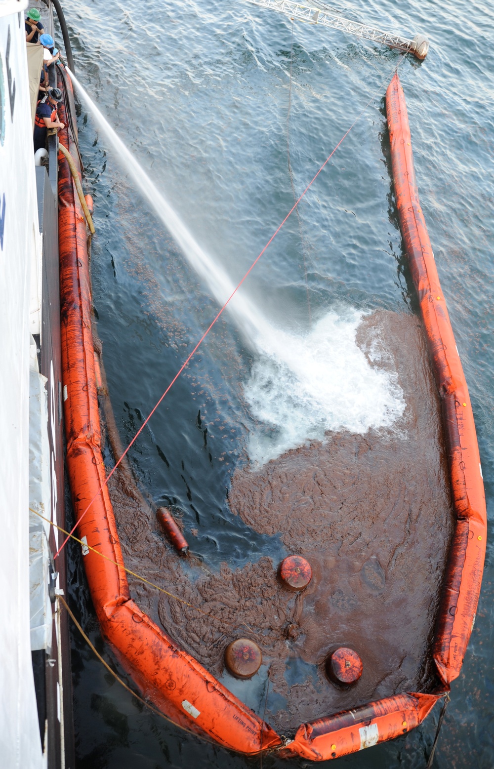 DVIDS - Images - CGC Juniper Oil-Skimming Operations