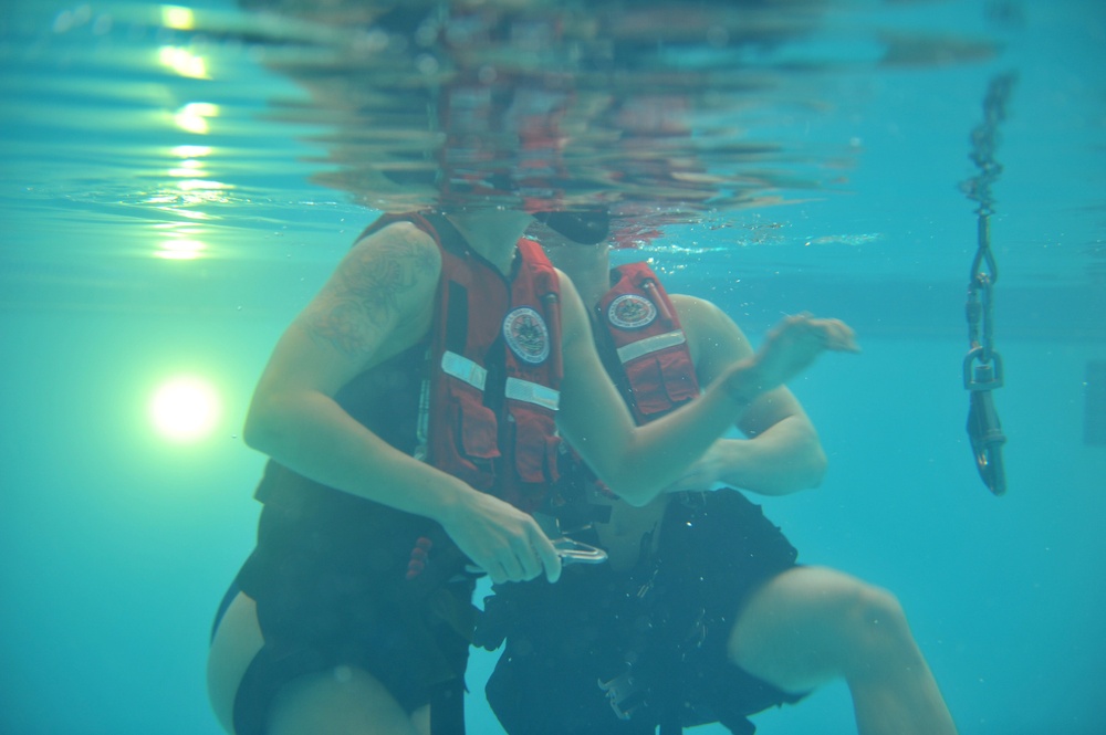 DVIDS - Images - Rescue Swimmer Training