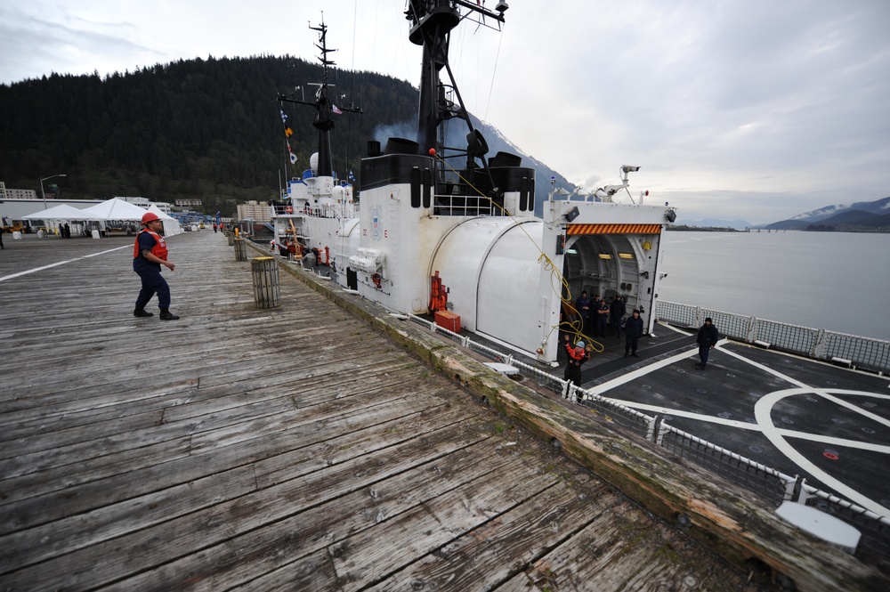 DVIDS - Images - Coast Guard Cutter Rush visits Juneau