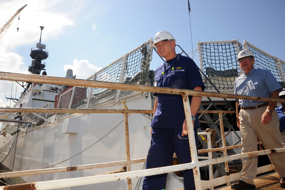 DVIDS - Images - Huntington Ingalls shipyard
