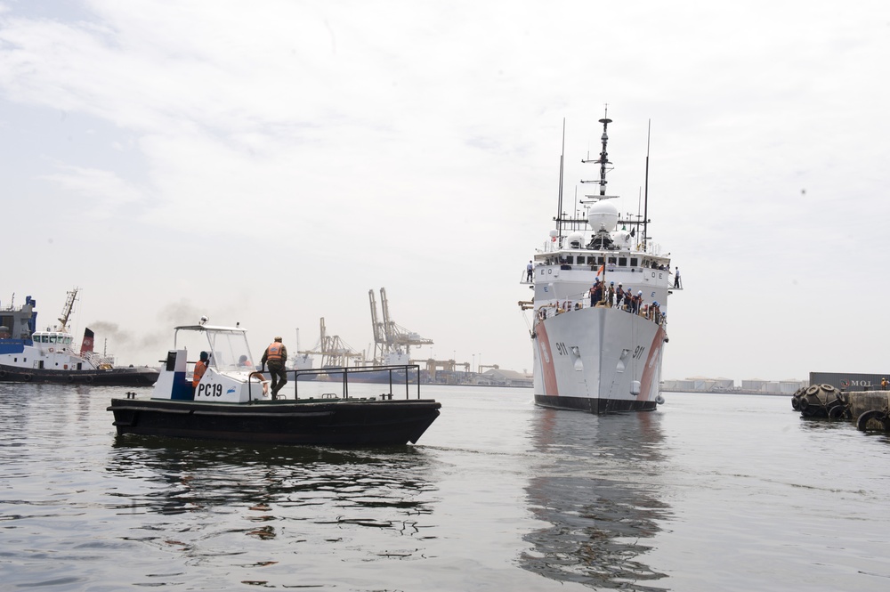 DVIDS - Images - Coast Guard Cutter Forward conducts Africa Partnership ...