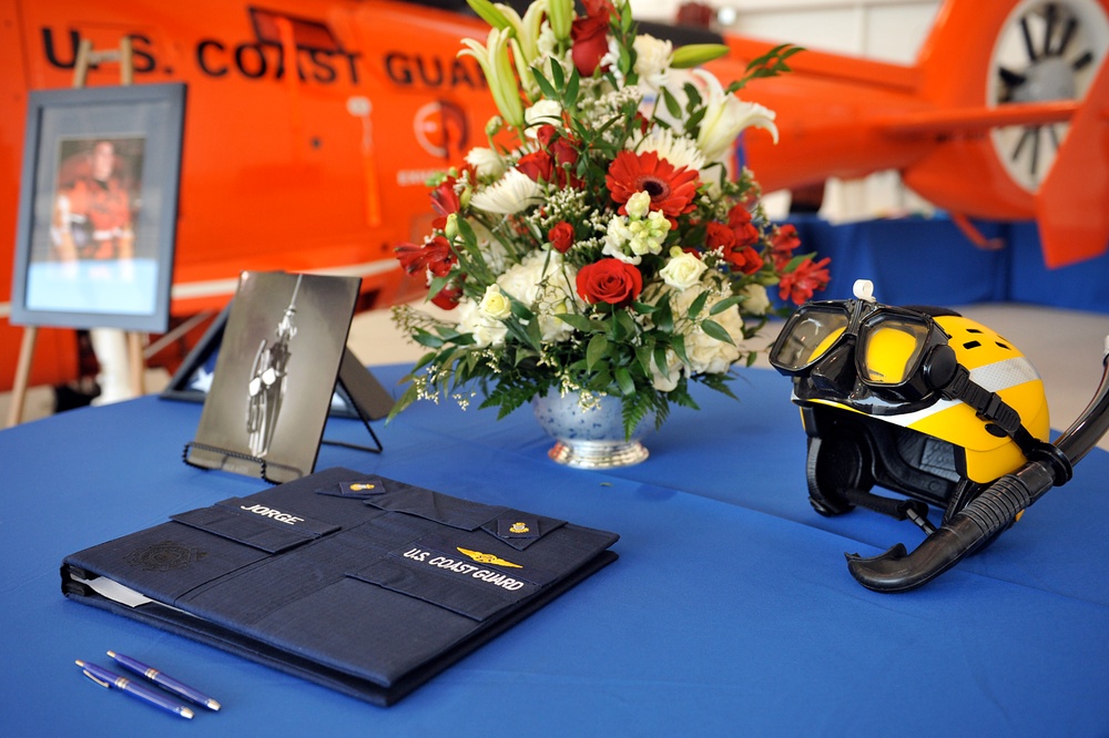 DVIDS - Images - Memorial ceremony for the crew of Coast Guard 6535