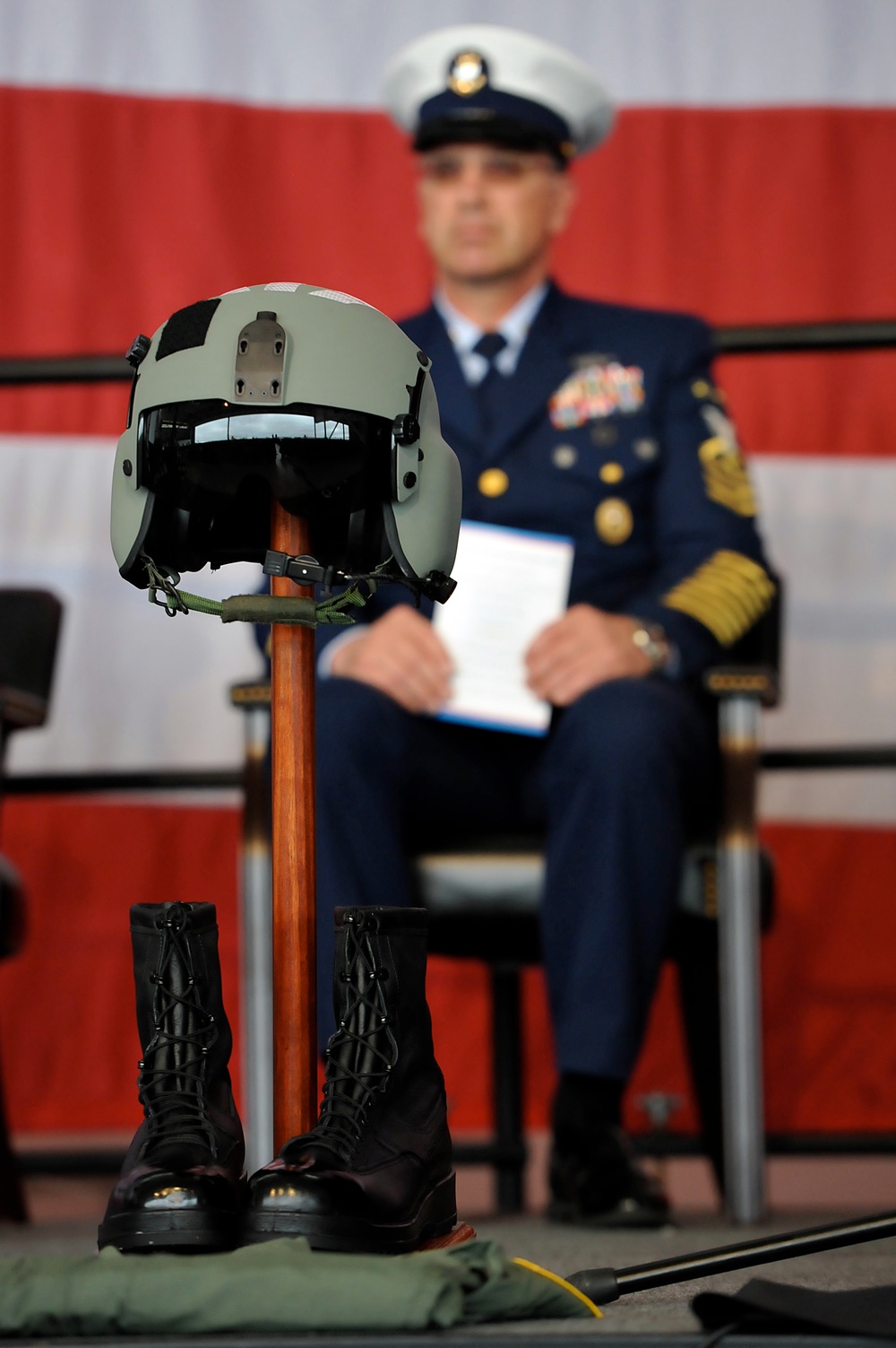 DVIDS - Images - Memorial ceremony for the crew of Coast Guard 6535