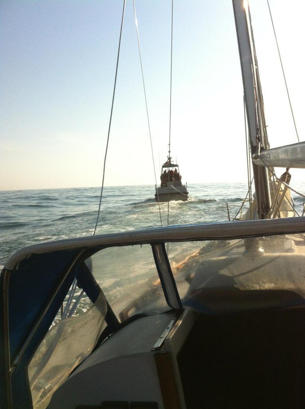 Dvids Images Coast Guard Station Shinnecock Tows Disabled Sailing
