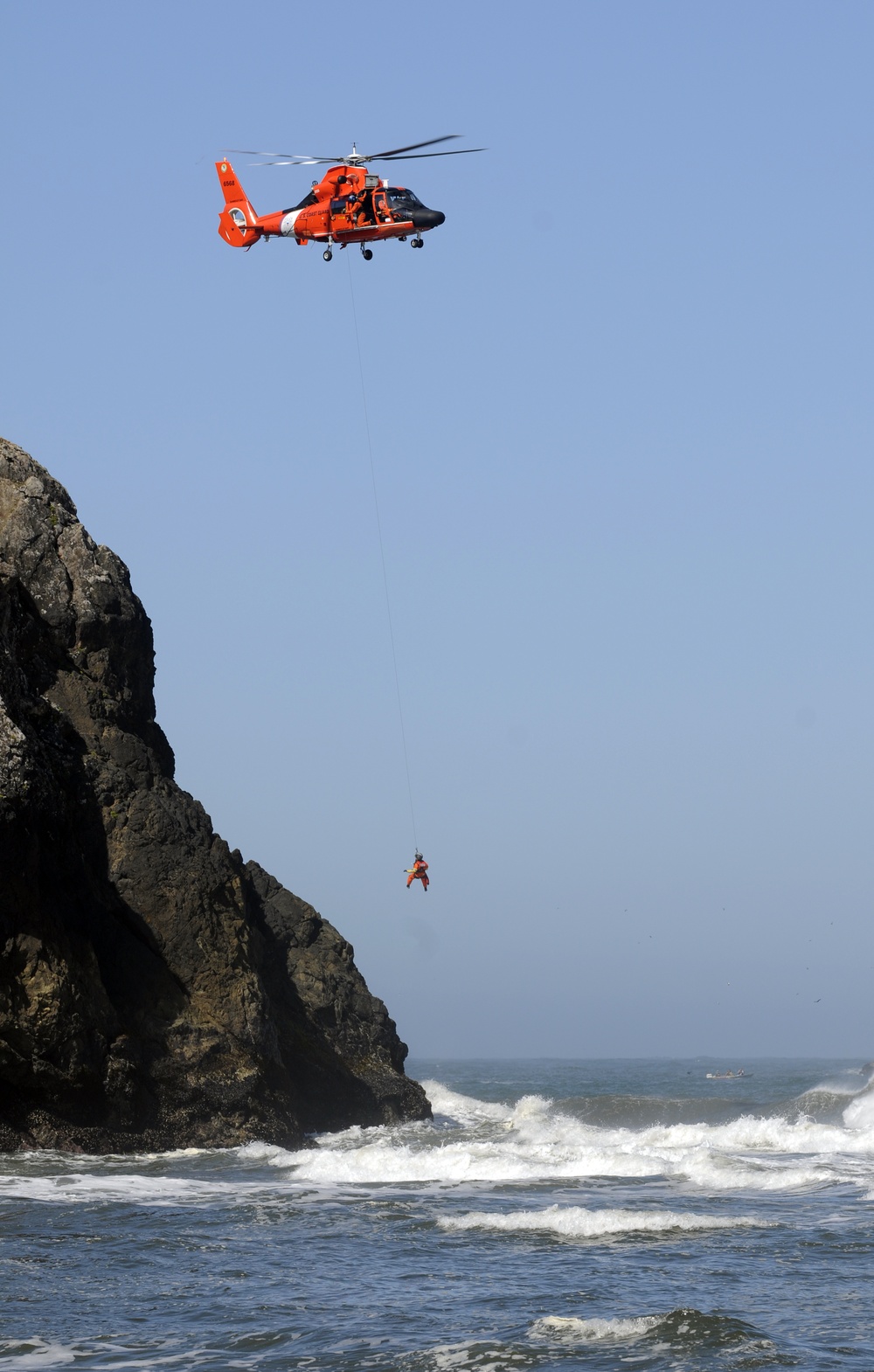 Dvids Images Coast Guard Rescues Kayaker Stranded On Trinidad Head