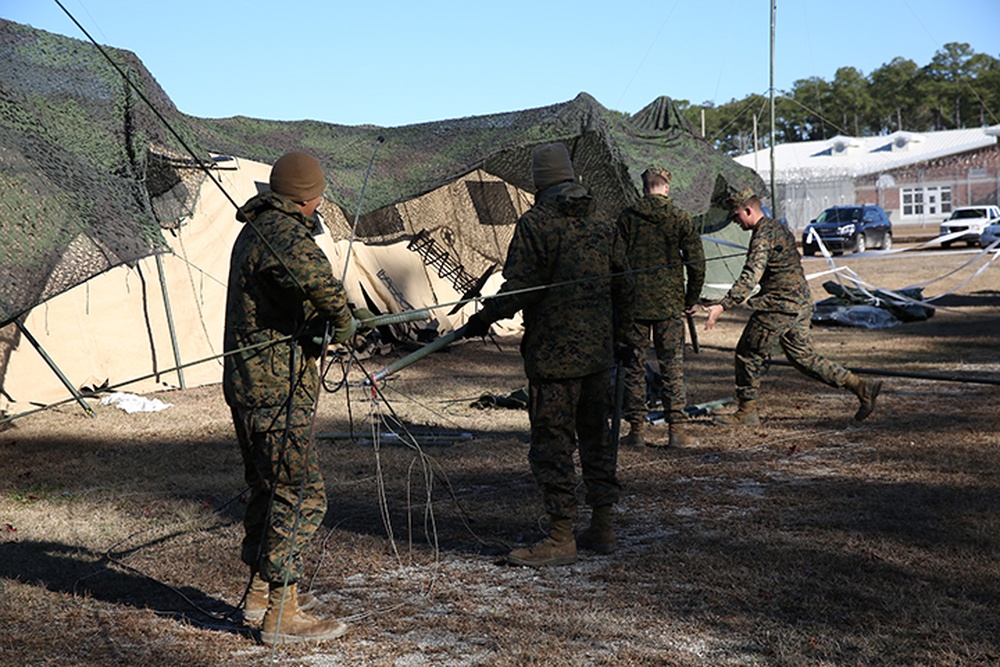 DVIDS - News - Field exercise prepares Marines, sailors for overseas ...