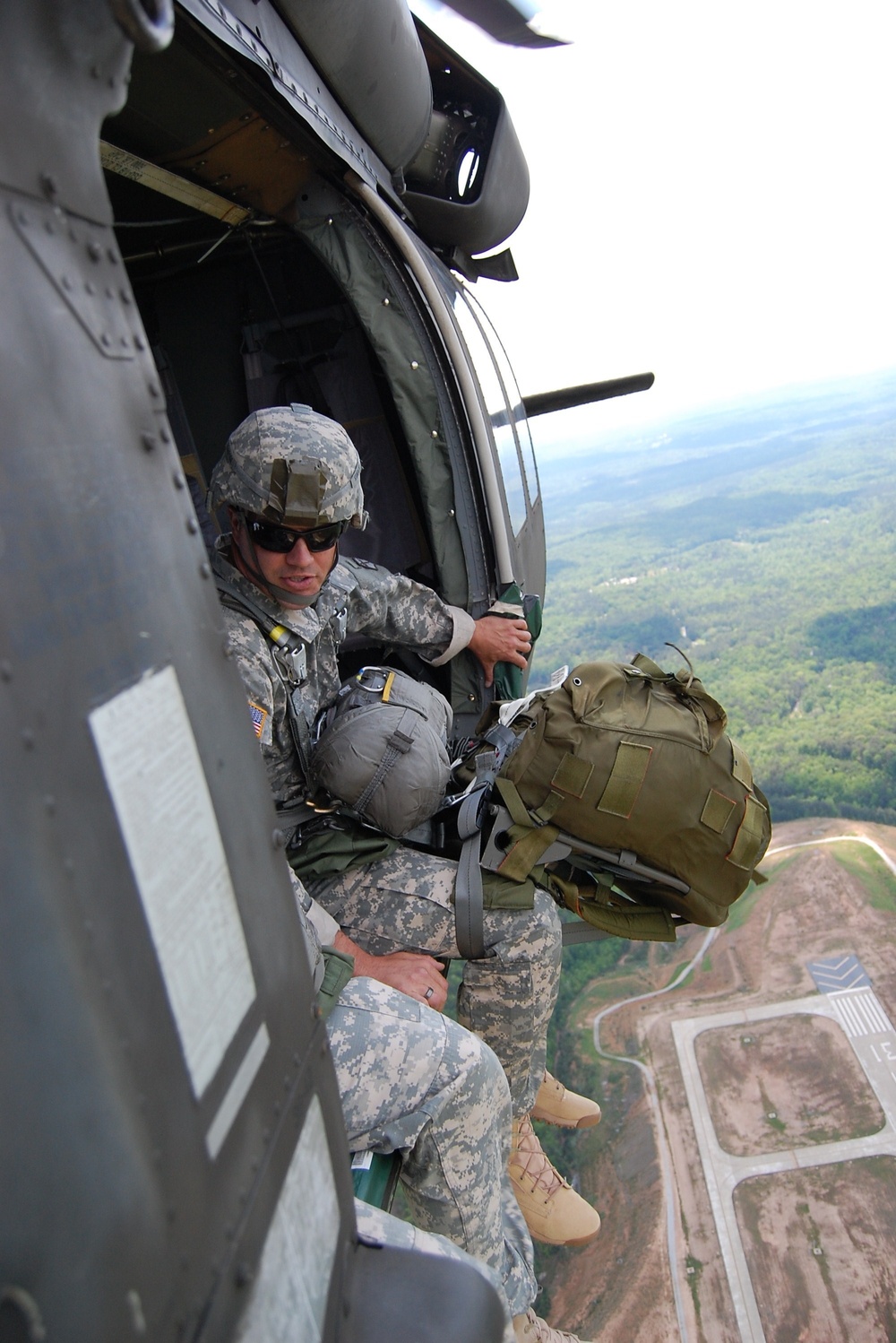 DVIDS - News - Citizen soldiers flying overhead