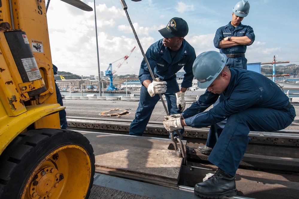 DVIDS - Images - USS George Washington sailors at work