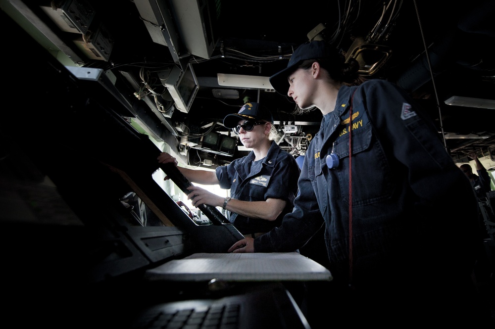DVIDS - Images - USS Arleigh Burke sailors at work [Image 3 of 3]