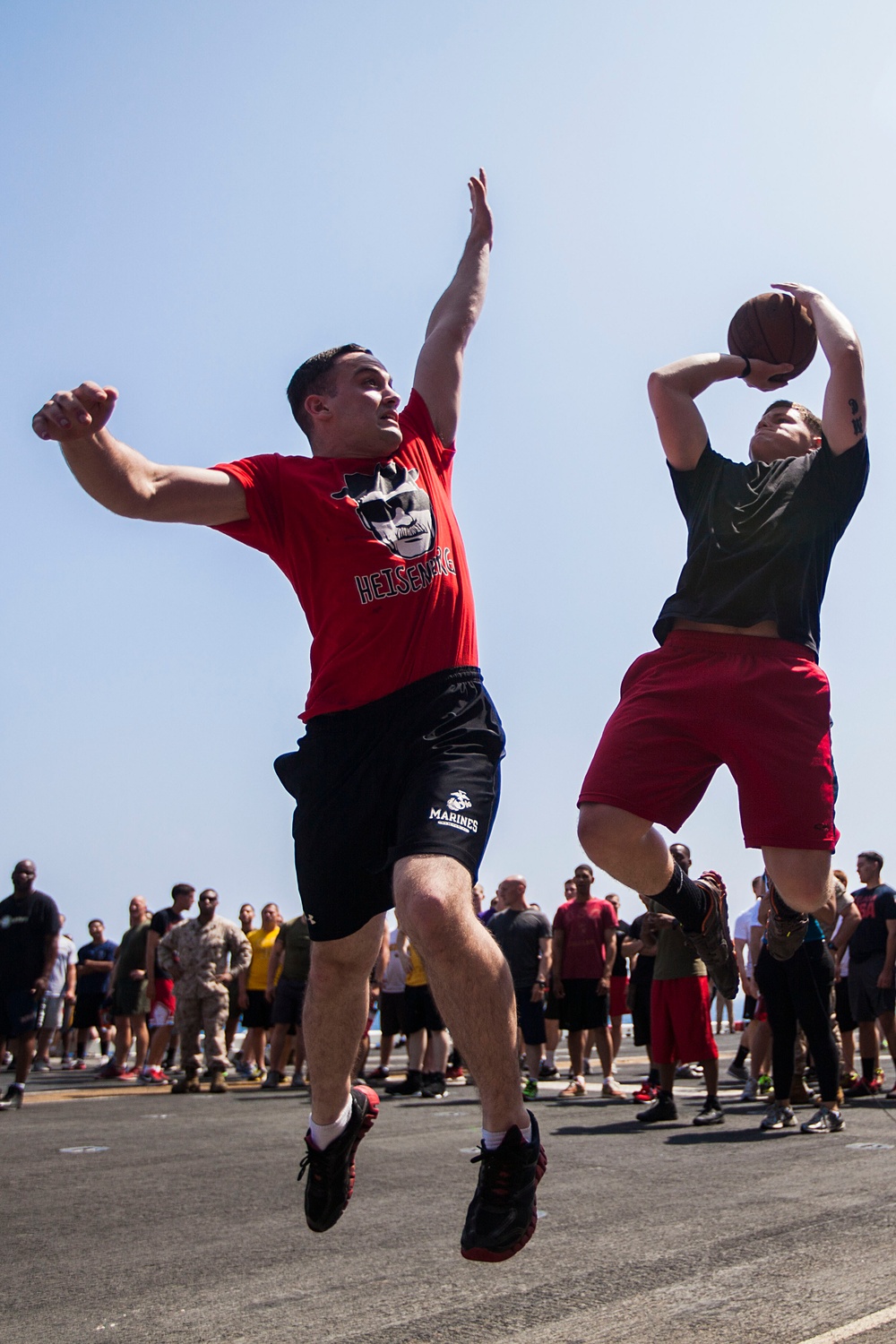 DVIDS - Images - Marines, Sailors shoot hoops aboard USS Bataan [Image ...