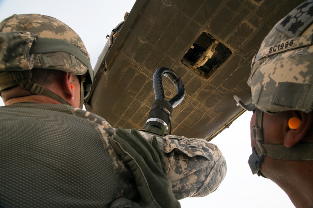 DVIDS - Images - Sling load training [Image 6 of 9]