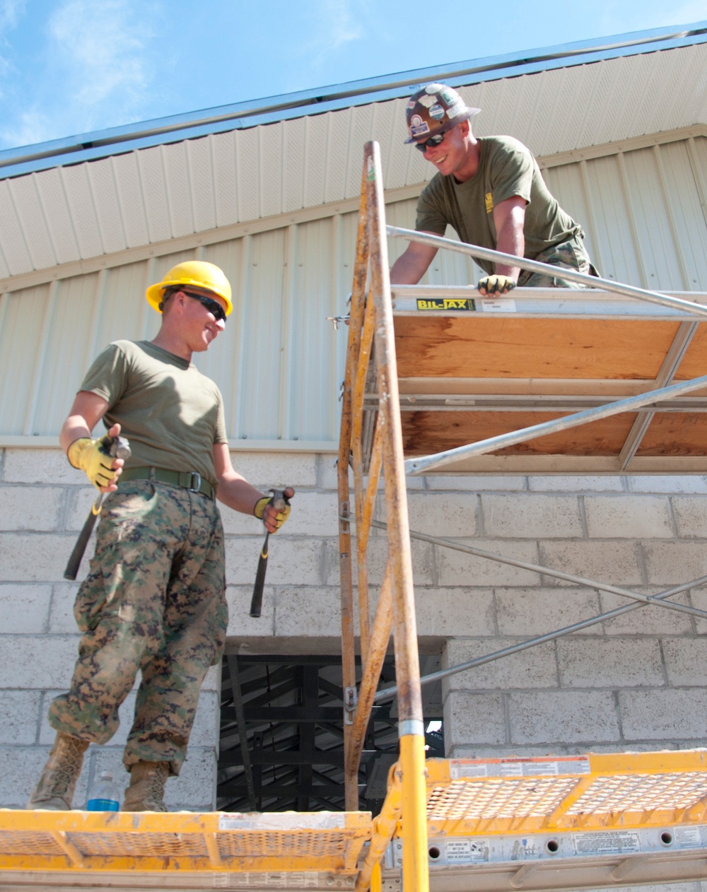 DVIDS - Images - Multi-service engineer team continues construction ...