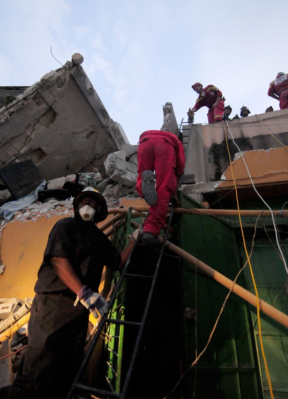 DVIDS - Images - Operation Unified Relief [Image 2 of 2]