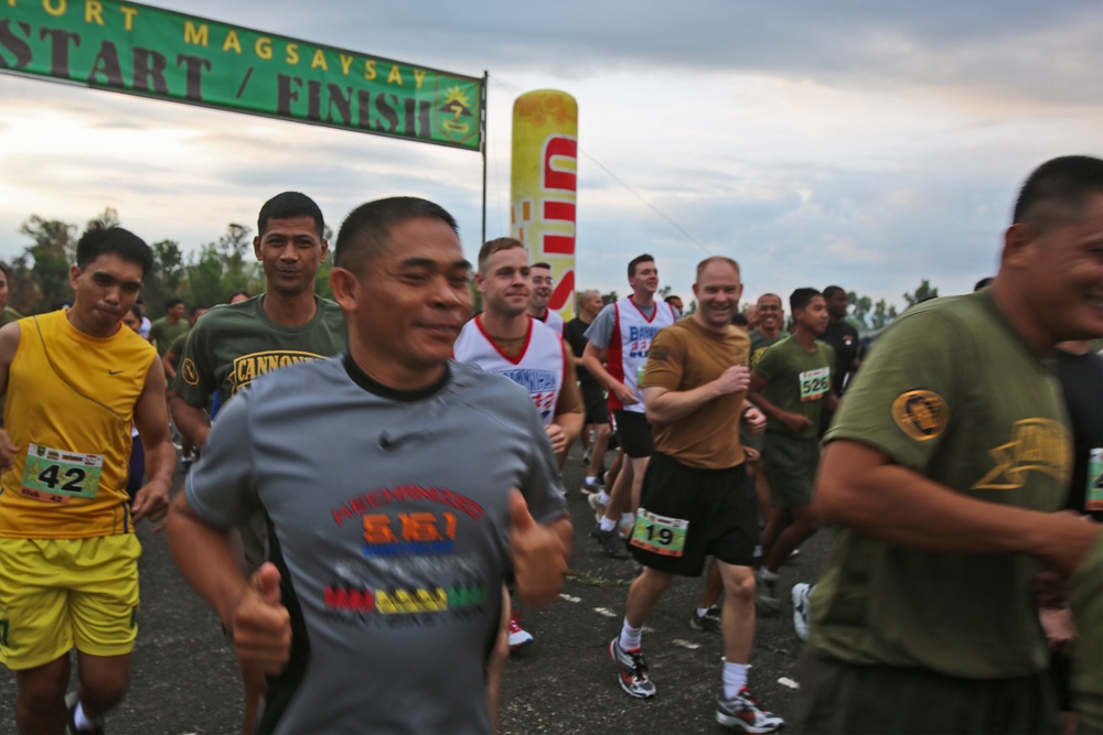 DVIDS - News - Feel the need for speed: Philippine, U.S. soldiers and ...