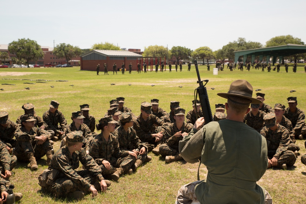DVIDS - Images - Photo Gallery: Marine recruits learn fundamentals of ...