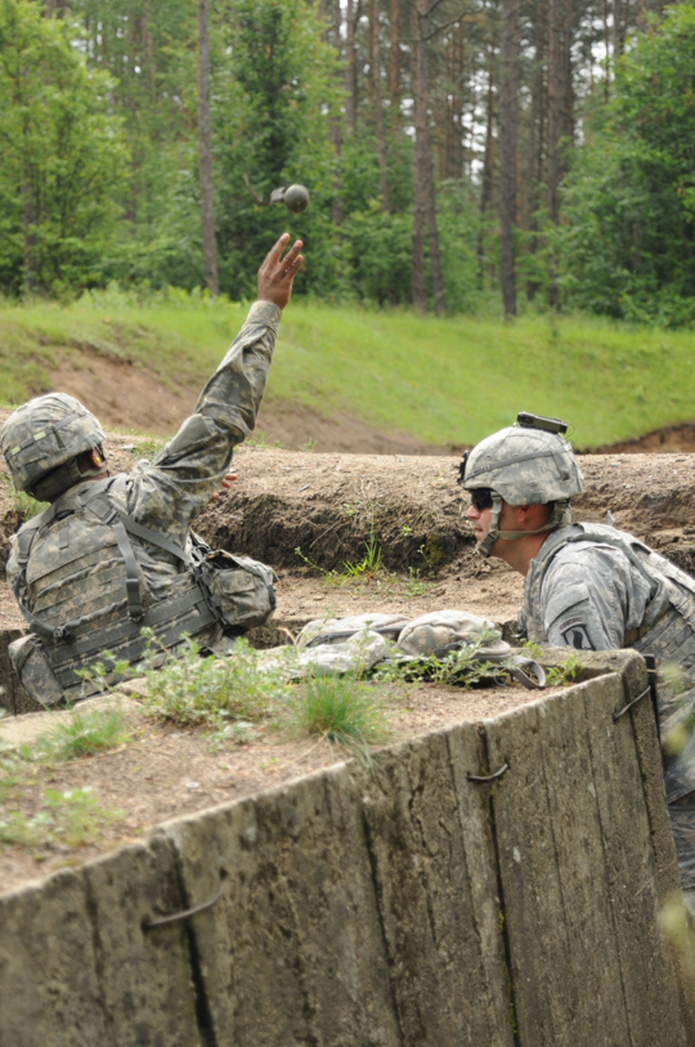 DVIDS - News - NATO allies conduct grenade training in Poland