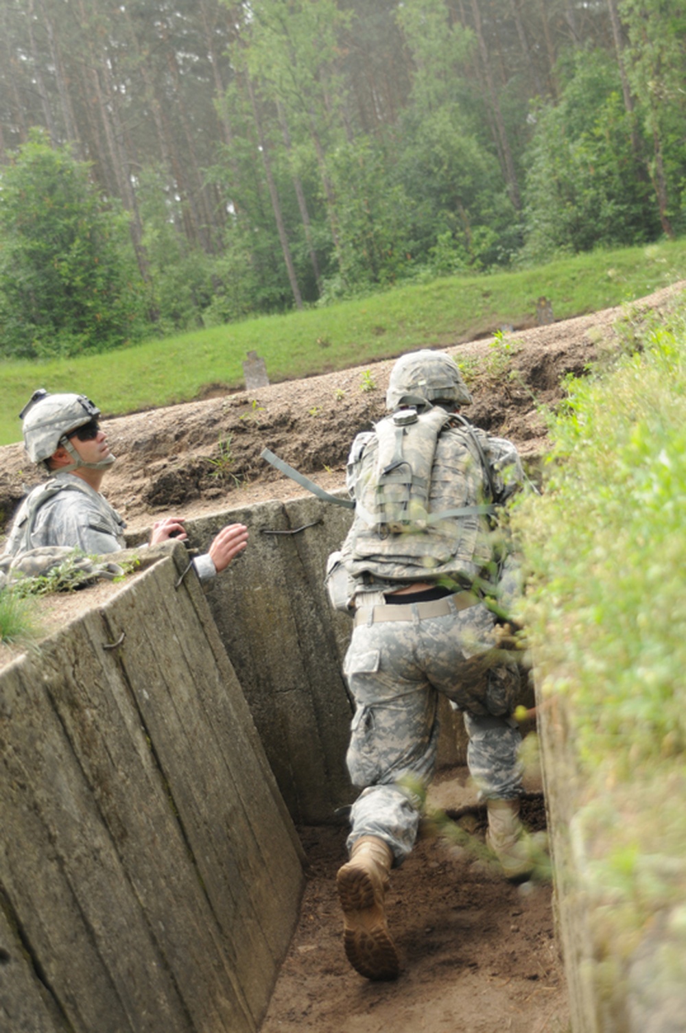 DVIDS - News - NATO allies conduct grenade training in Poland