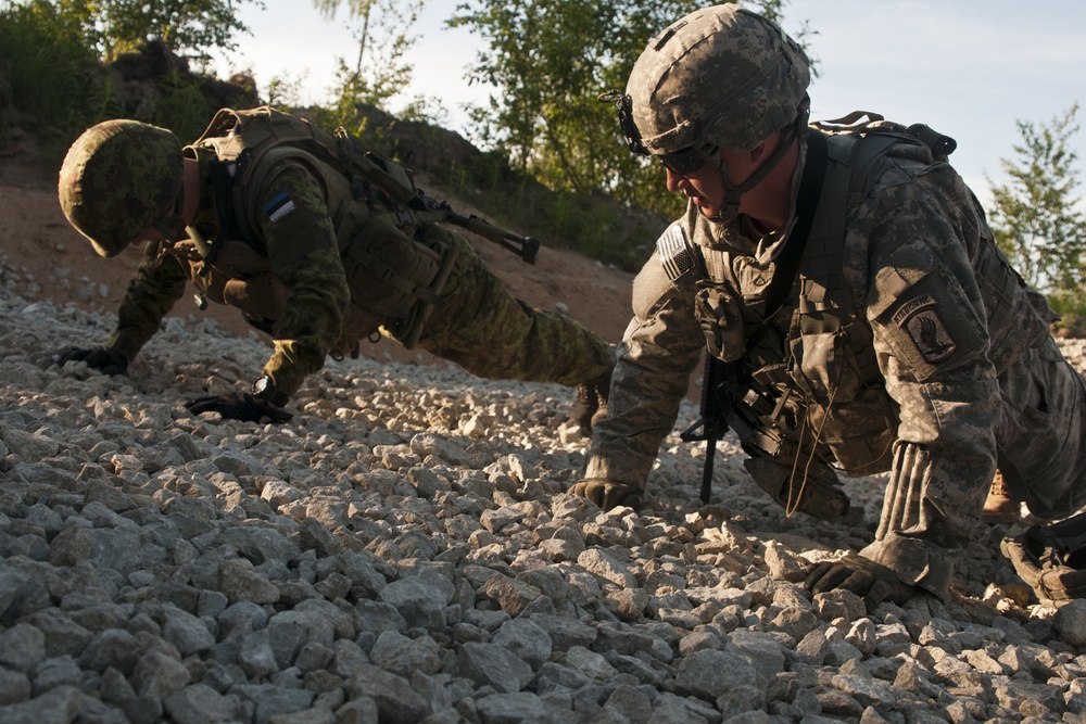 DVIDS - News - US, Estonian forward observers push limits for training