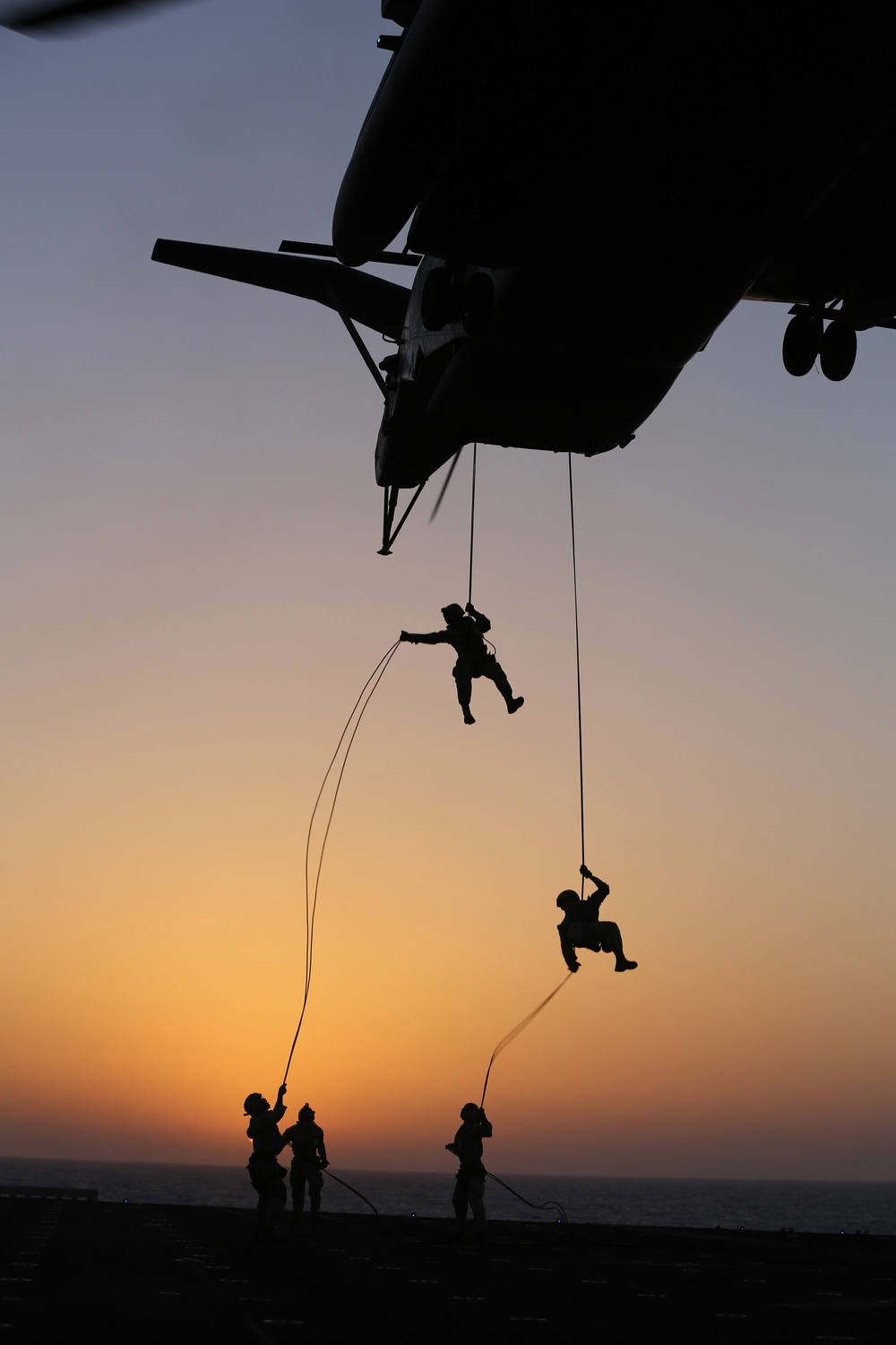 DVIDS - Images - BLT 1/6 rappels, fast ropes at sea [Image 2 of 5]