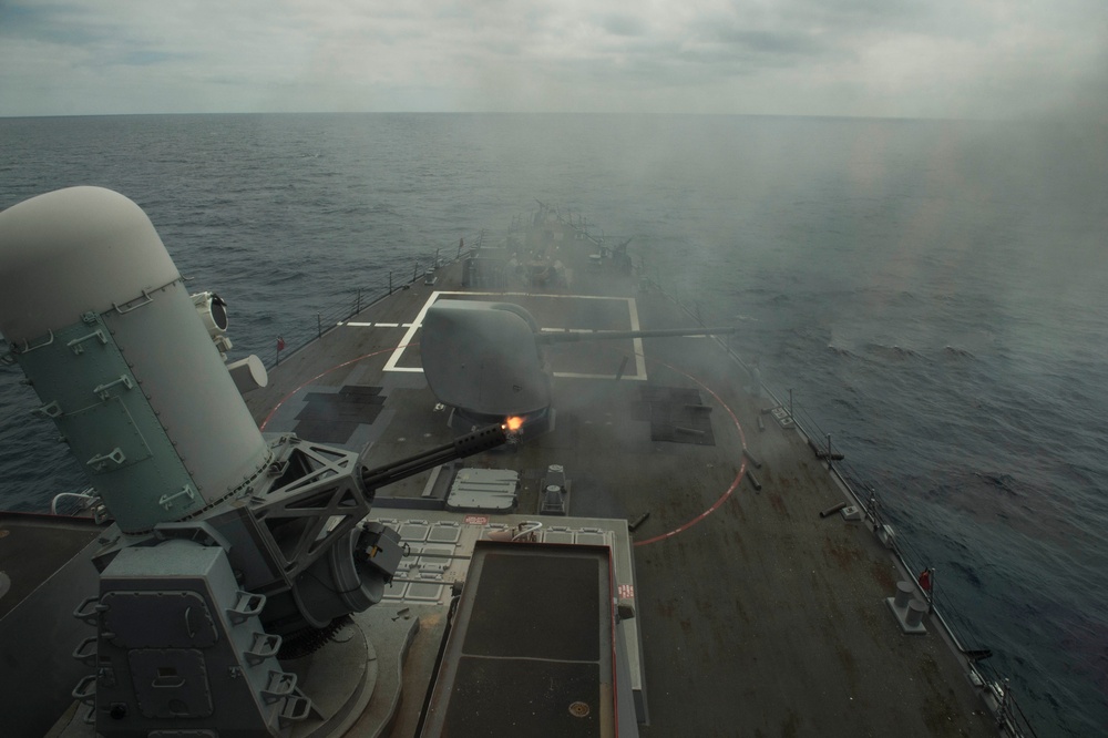DVIDS - Images - USS Oscar Austin live-fire exercise [Image 3 of 3]