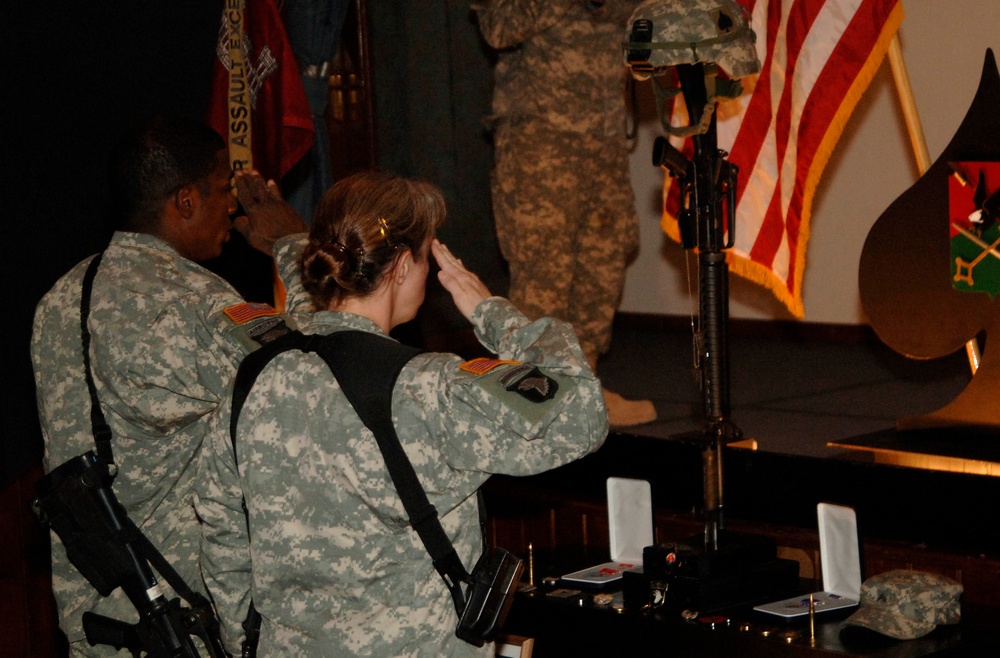 DVIDS - Images - Memorial service [Image 2 of 3]