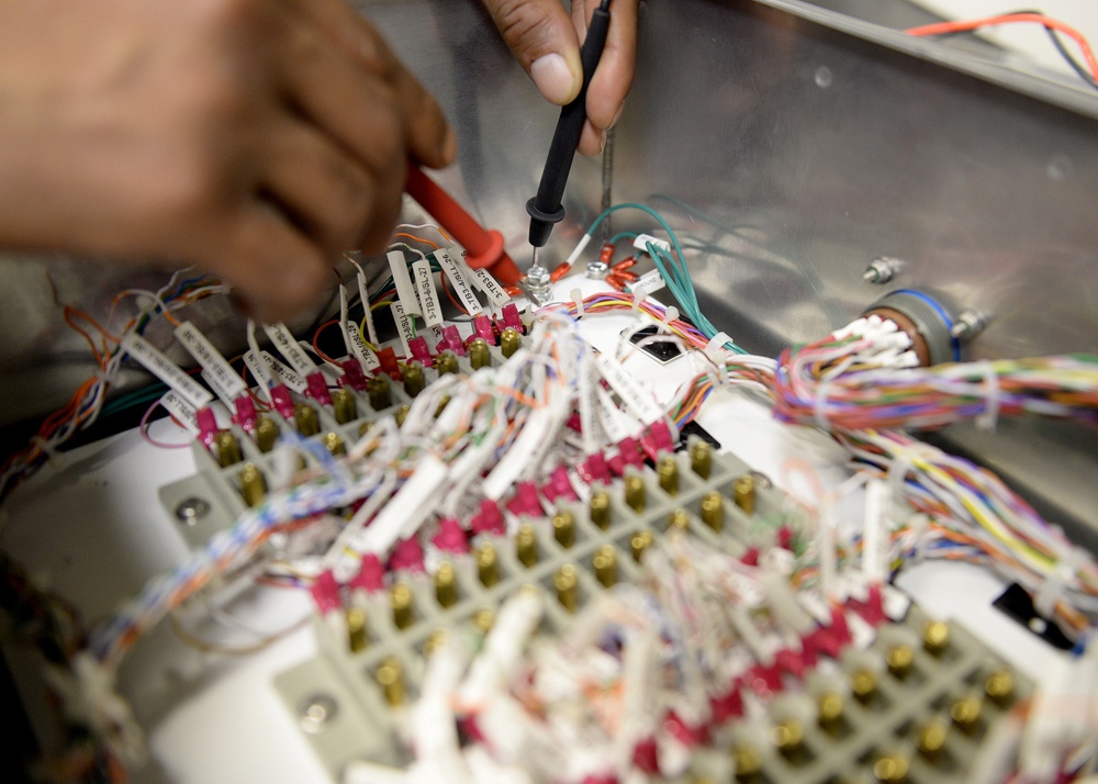 DVIDS - Images - IC shop aboard USS America [Image 4 of 4]