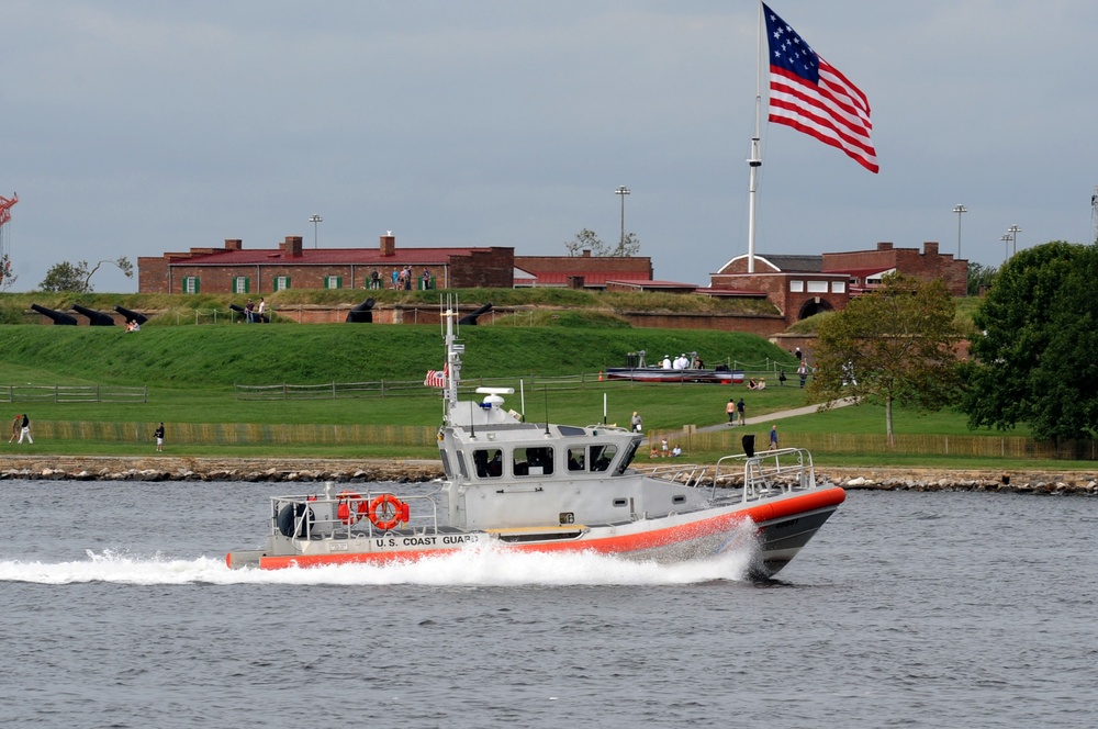 DVIDS - Images - Coast Guard provides escort during Star Spangled 200 ...