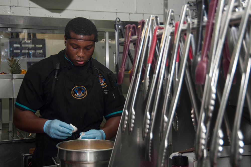 DVIDS - Images - Valiant Shield 2014 [Image 15 of 24]