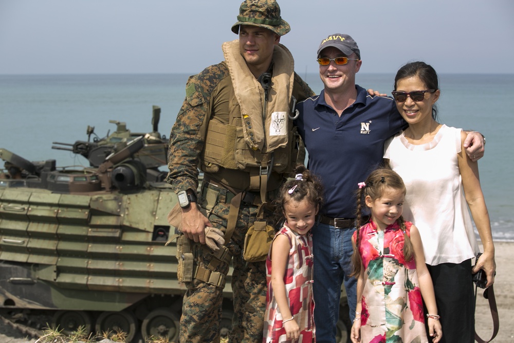 DVIDS - News - Philippine, U.S. Military amphibious landing exercise ...