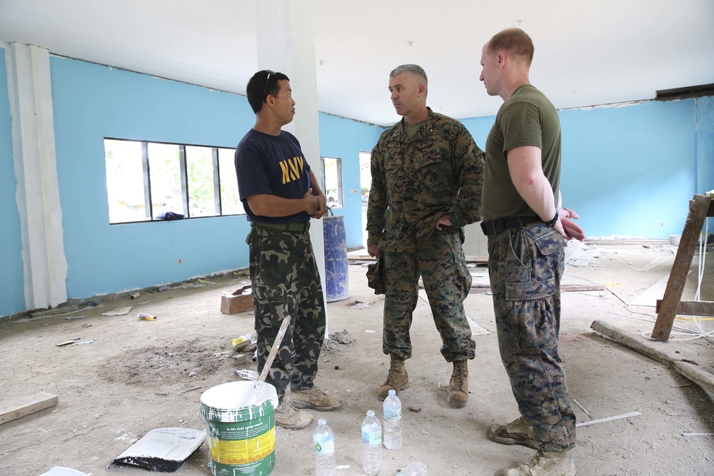 DVIDS - Images - 3rd MEB CG visits HCA site [Image 3 of 7]