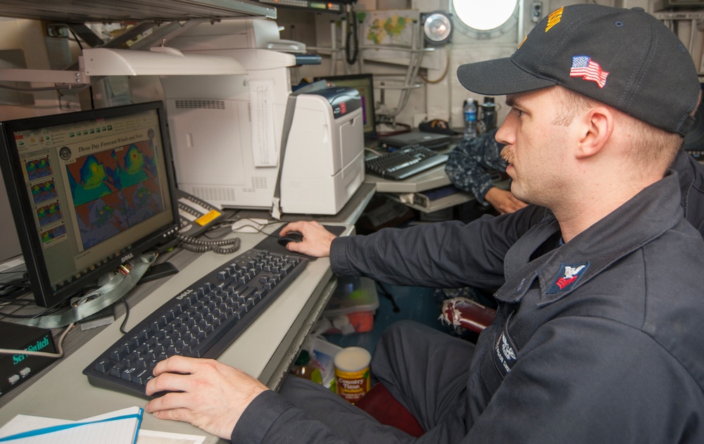 DVIDS - Images - USS Carl Vinson Sailors check weather conditions ...