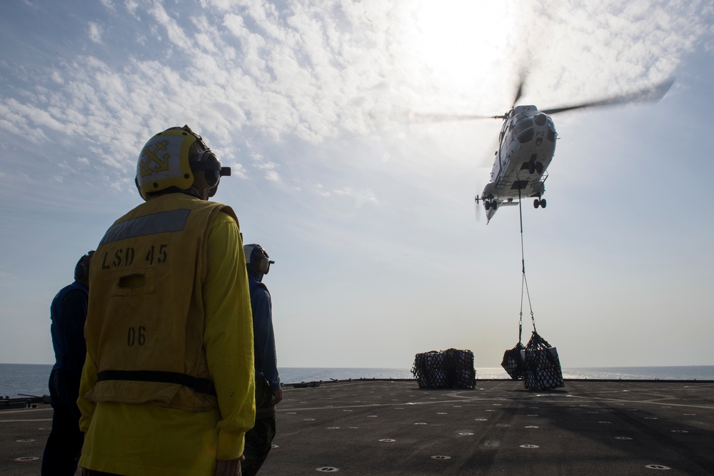 DVIDS - Images - USS Comstock operations [Image 3 of 3]