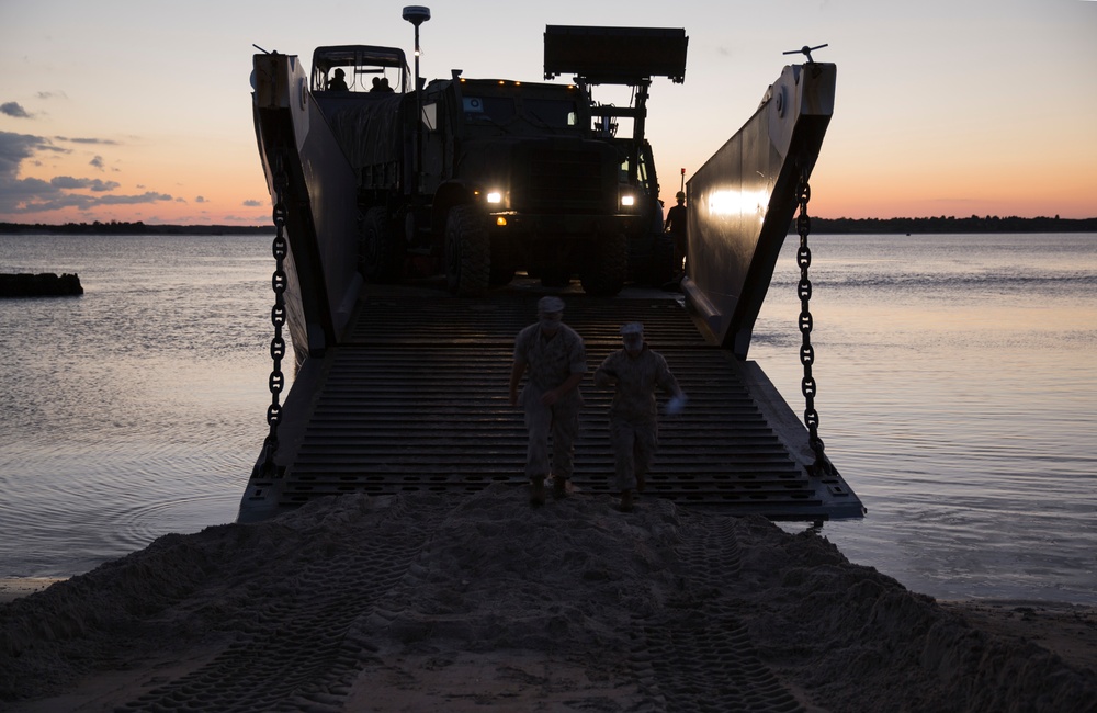 DVIDS - Images - Port Operations [Image 6 of 6]