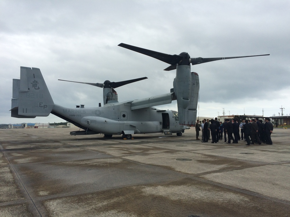 DVIDS - Images - Osprey display offers glimpse at capabilities [Image 2 ...
