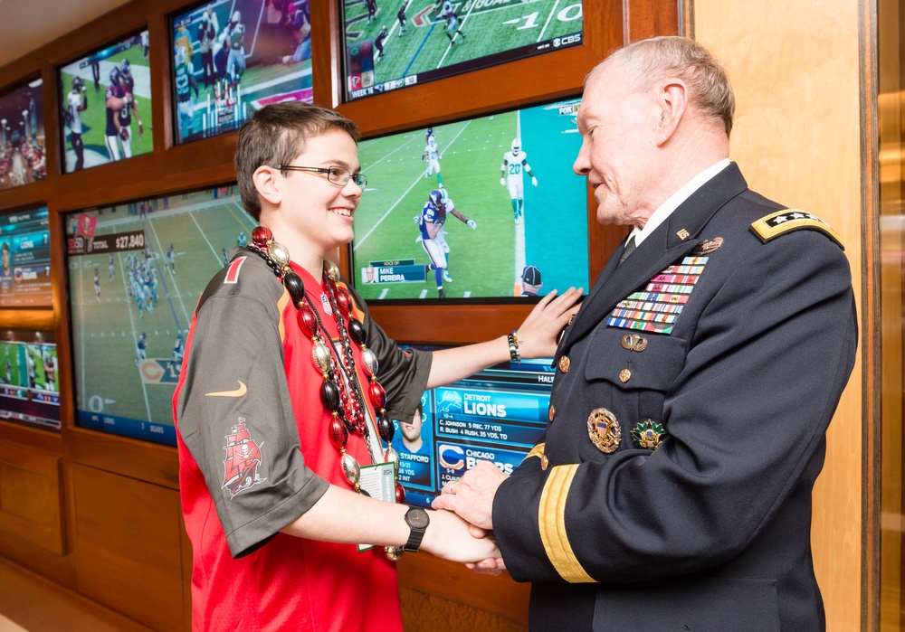 DVIDS - Images - CJCS attends Buccaneers game [Image 8 of 12]