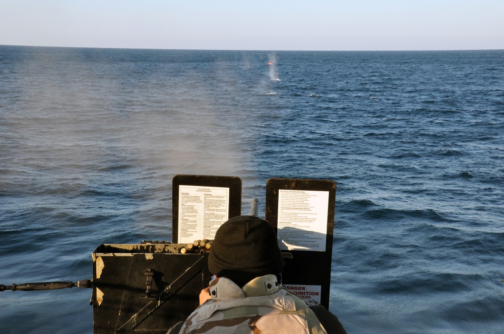 DVIDS - Images - USS Arlington small craft attack team drill