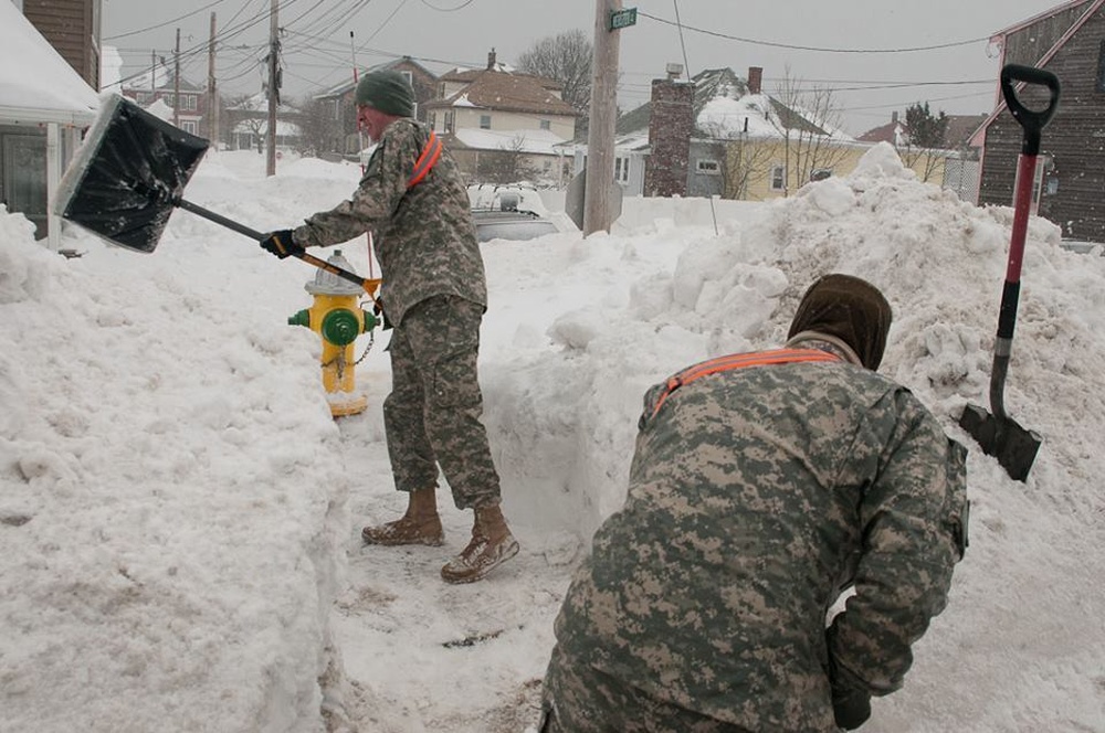 DVIDS - Images - Massachusetts snow relief [Image 5 of 15]