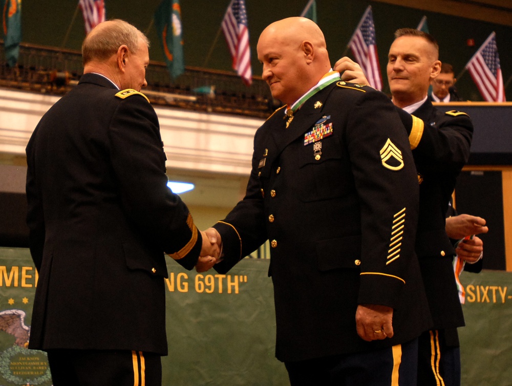 DVIDS - Images - CJCS meets New York National Guard Soldiers [Image 21 ...