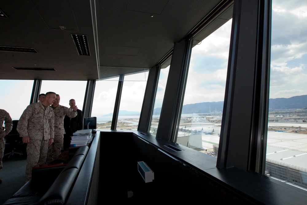 DVIDS - Images - CMC and SMMC at MCAS Iwakuni [Image 19 of 22]