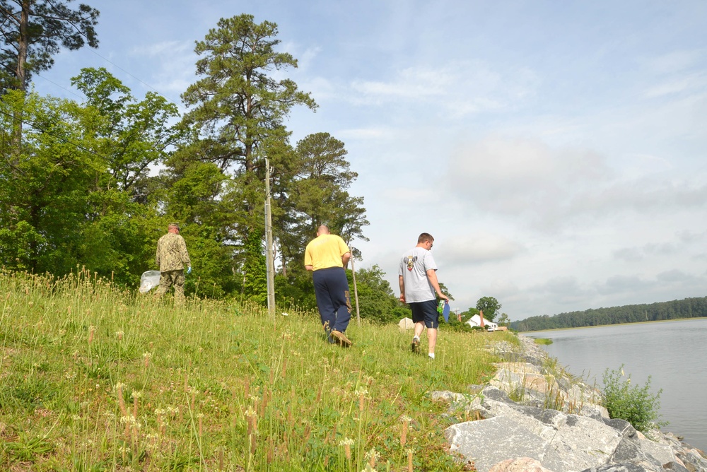 DVIDS - Images - Naval Weapons Station Yorktown-Cheatham Annex Clean ...