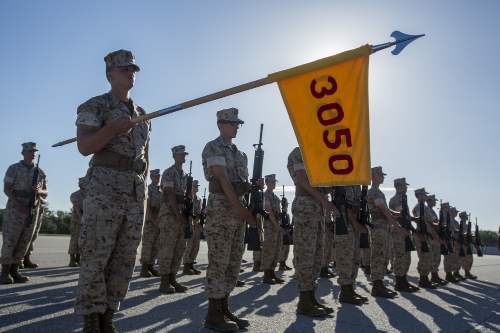 DVIDS - Images - Marine recruits display teamwork during initial drill ...