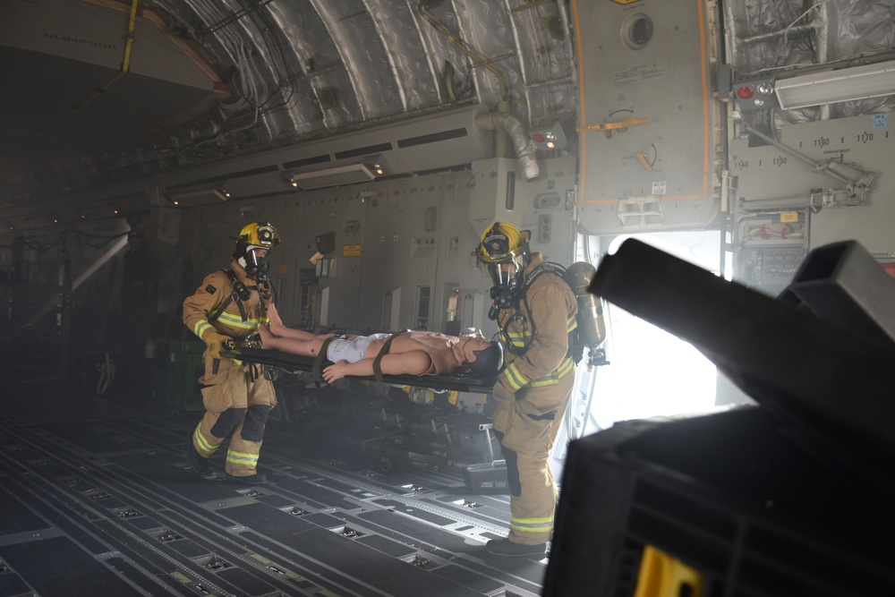 DVIDS - News - Joint multi-unit C-17 training at 180th Fighter Wing