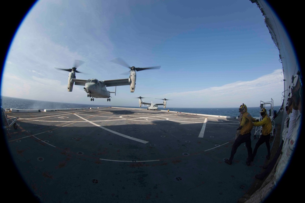 DVIDS - Images - U.S. Marines load supplies onto helicopters at sea ...