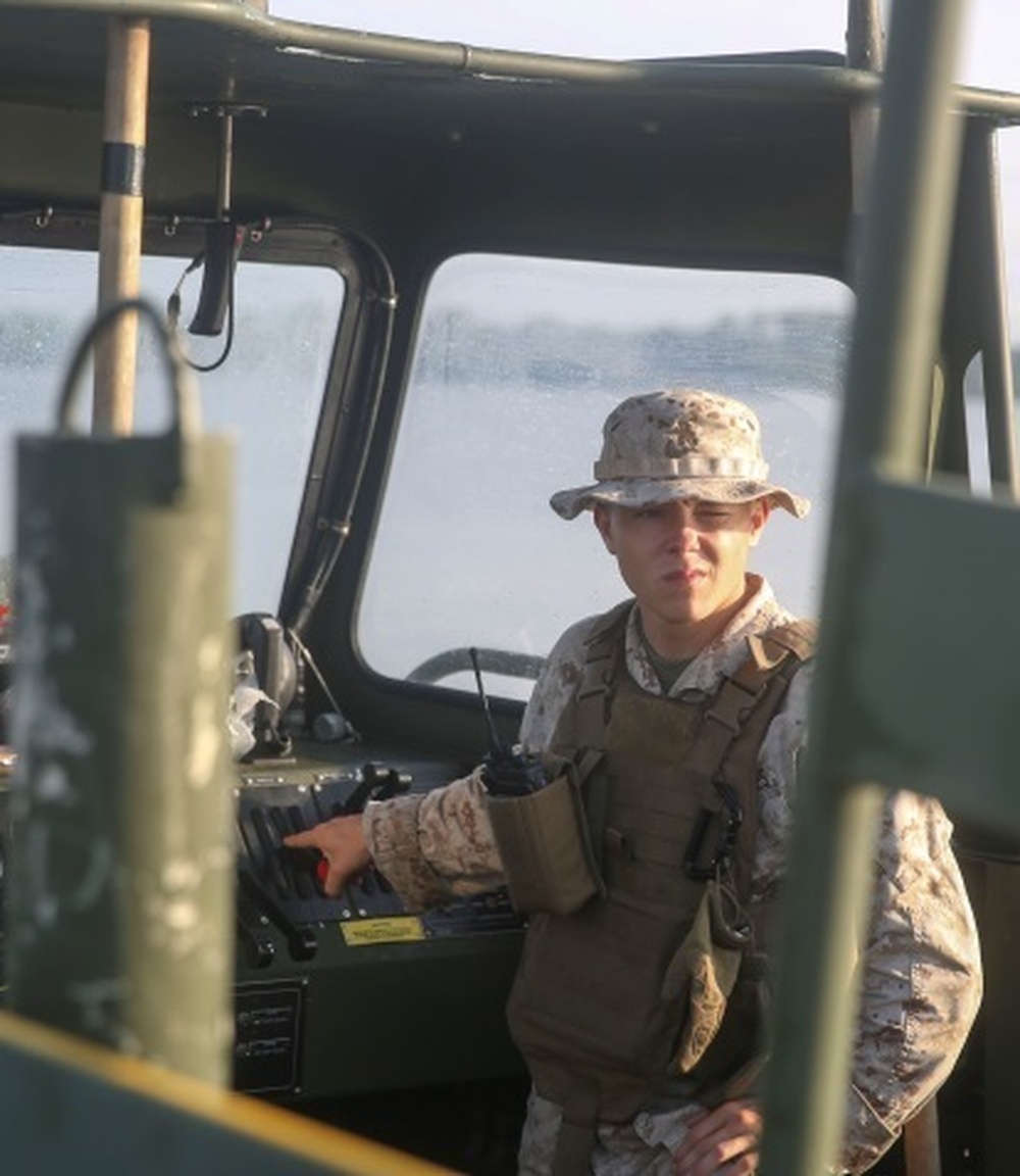 DVIDS - News - 8th ESB transports tanks with Improved Ribbon Bridge