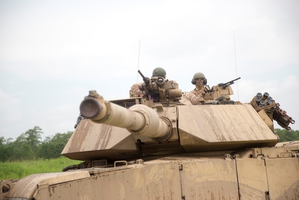 DVIDS - Images - 2nd Tank Bn. maneuvers through training [Image 5 of 10]