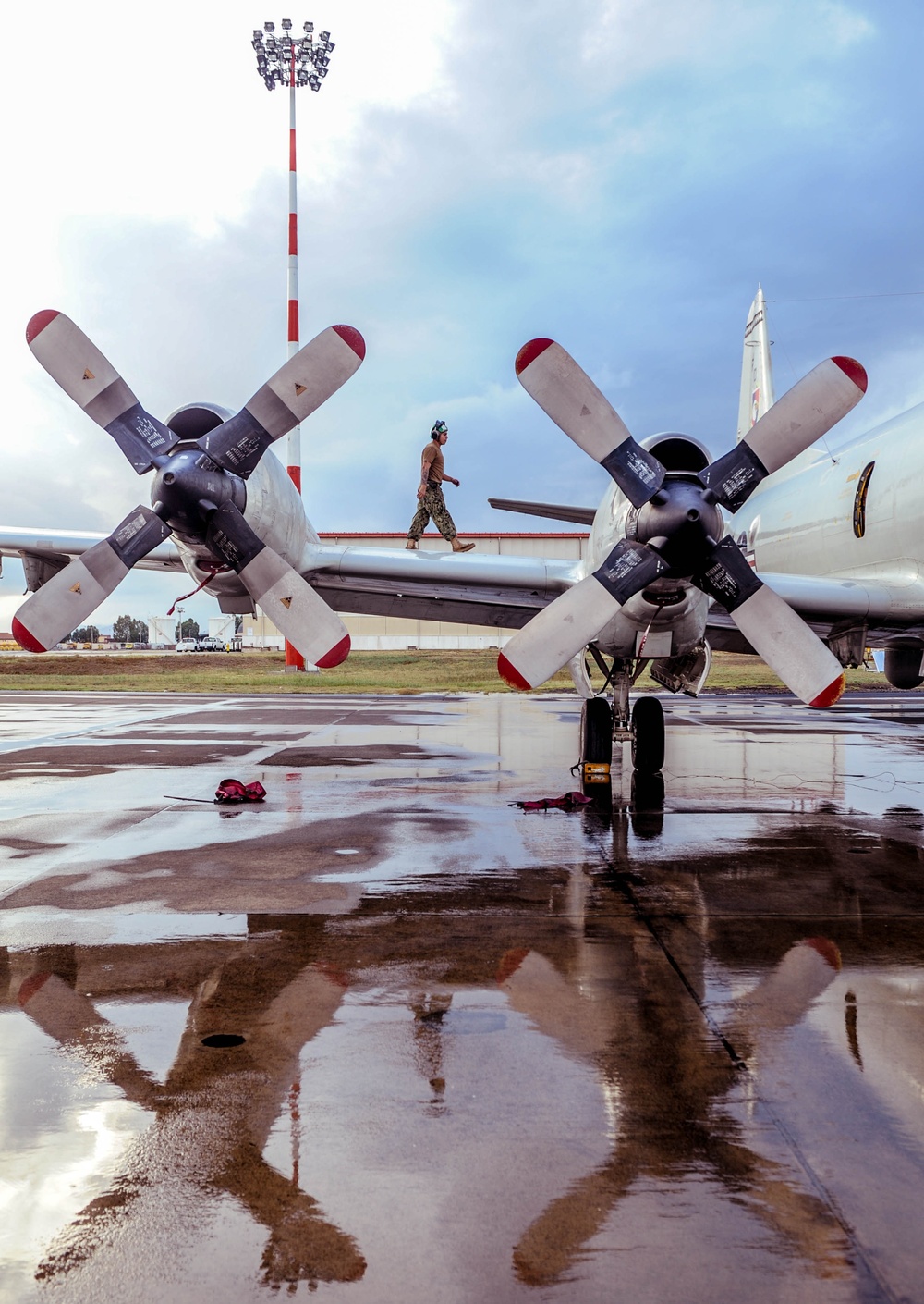 DVIDS - Images - Preparing to launch at Naval Air Station Sigonella ...