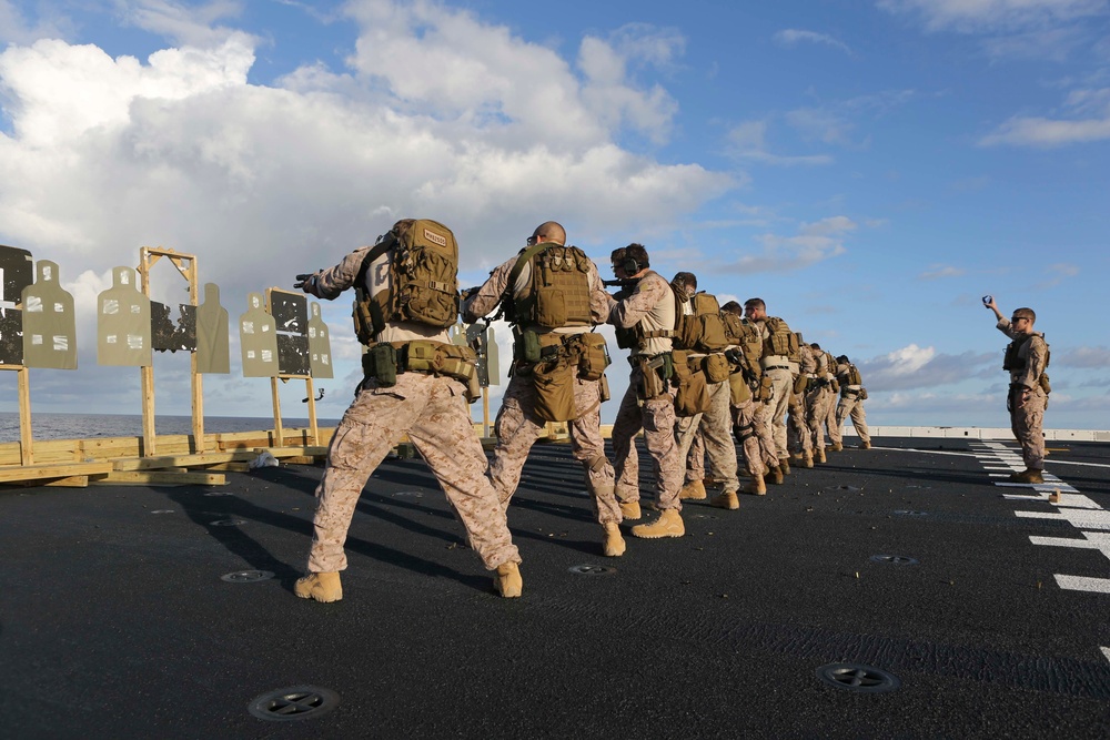 DVIDS - Images - Force Reconnaissance Platoon shoots off the deck of ...
