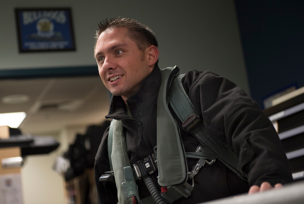 DVIDS - Images - Raptor pilot [Image 5 of 12]