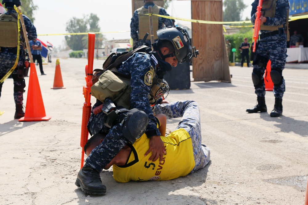 DVIDS - Images - Iraqi military police officer course graduation [Image ...