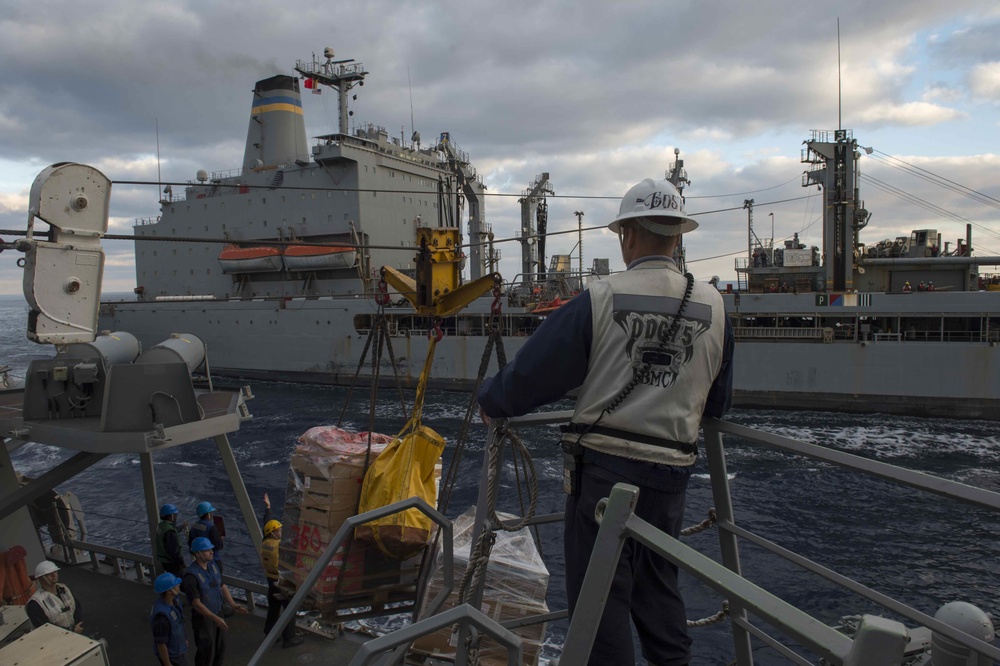 DVIDS - Images - USS Donald Cook replenishment [Image 4 of 5]